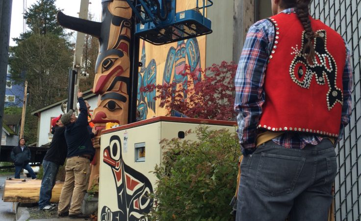 Gajaa Hit totem pole raisings draws close to 500 spectators