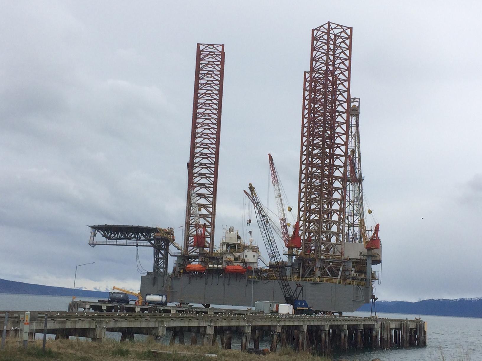 Did a Singapore drill rig bring an invasive species to Homer?