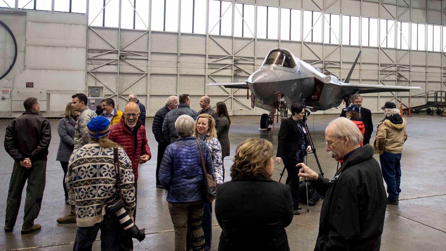 Eielson showcases F-35 as Alaskan command chief emphasizes its ...