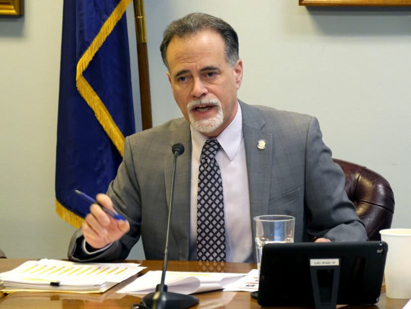 Senators propose spending limit to curb future sprees