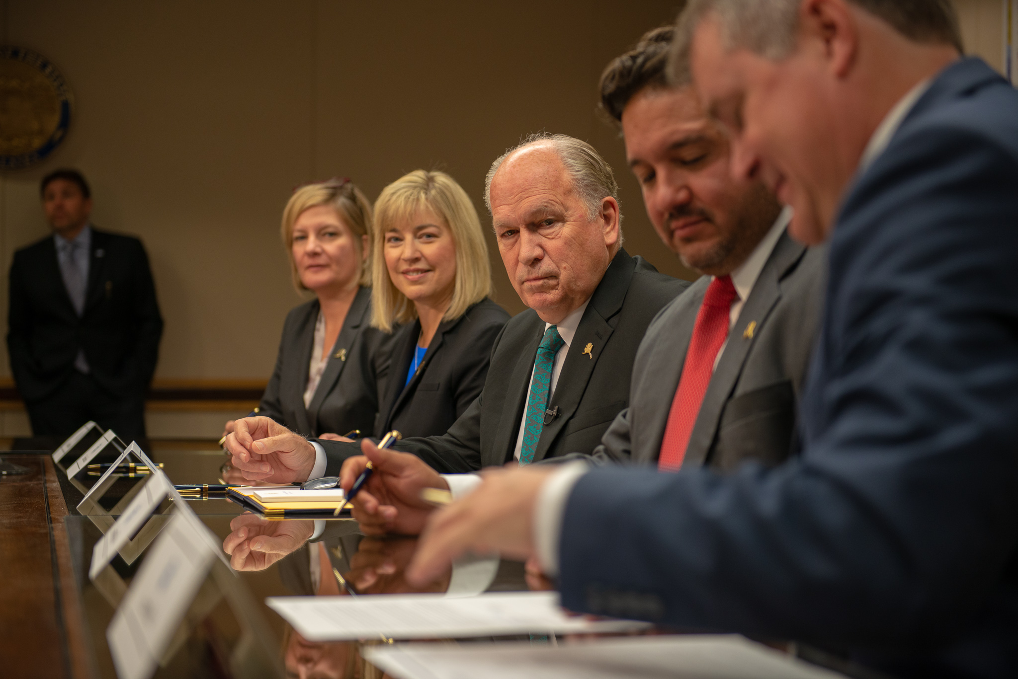 State announces tentative deal with ExxonMobil to supply gas for Alaska ...