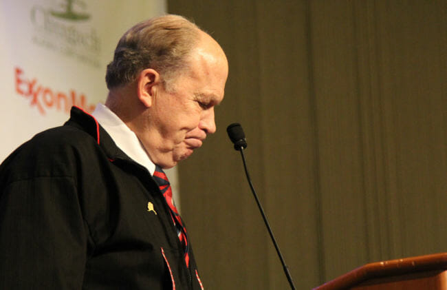 Walker questions Dunleavy transition's approach to resignations