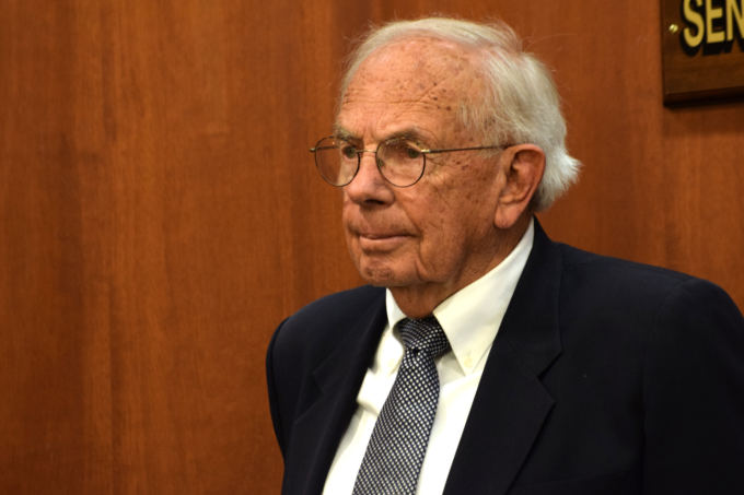 Former Alaska Gov. Bill Sheffield dies at age 94