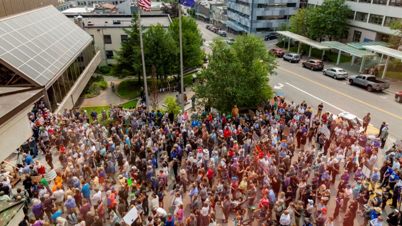 Juneauites turn out to protest budget cuts on first day of special session