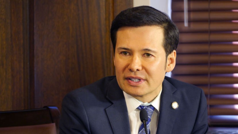 Alaska lawmakers receive sobering view of state budget challenges