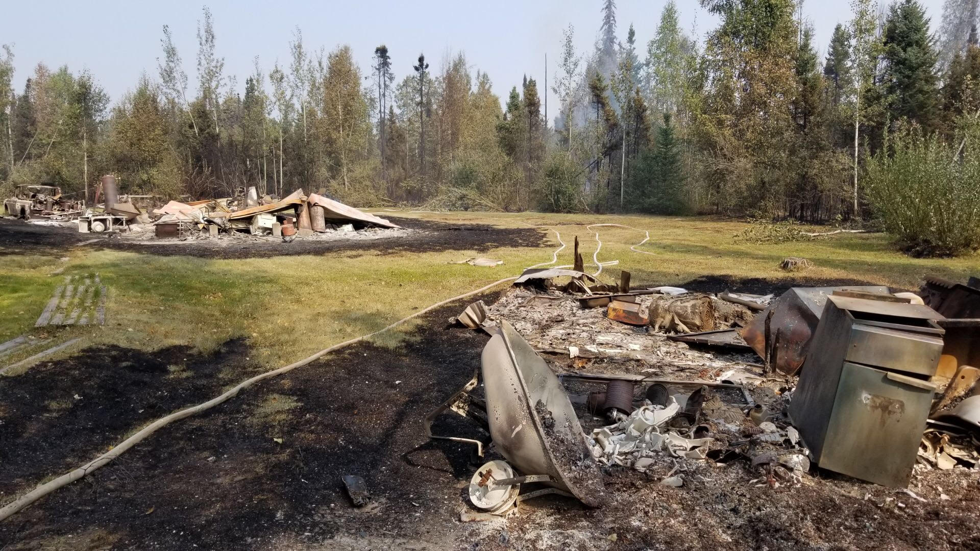 In a trickle of information, McKinley Fire evacuees learn the fate of ...