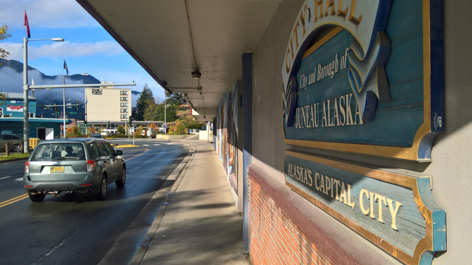 Juneau tells residents to 'hunker down,' votes to close nonessential ...