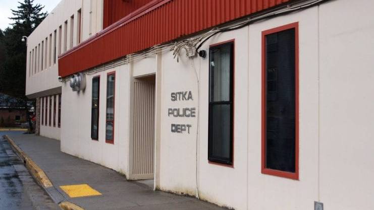 Neighbors shaken but unhurt after 4-year-old fires AK-47 in Sitka ...