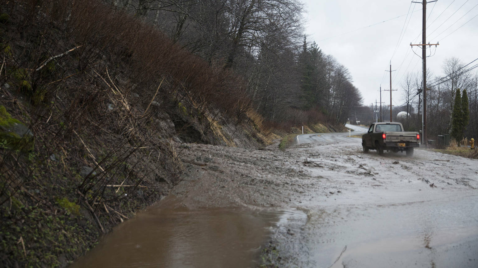 High wind warning ends for Juneau, flood advisory remains