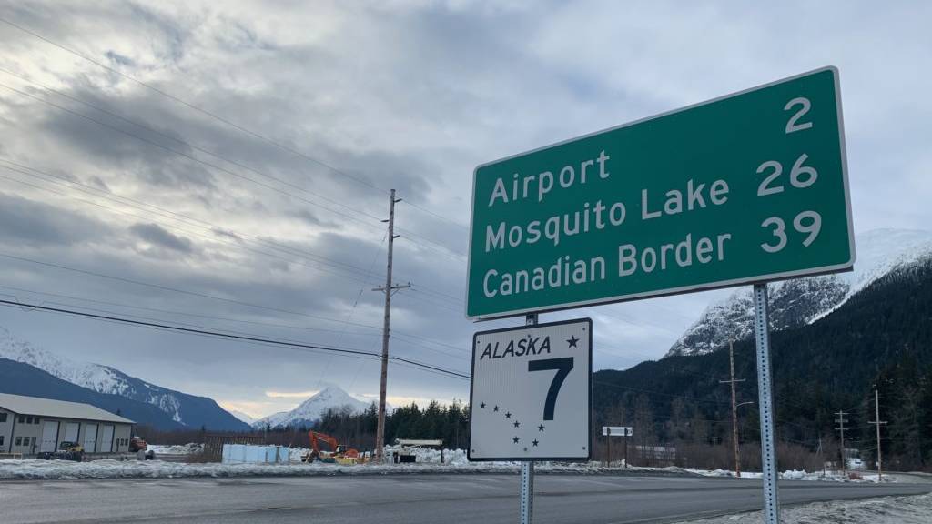 Canada's border is still closed to nonessential travel, even if you've ...