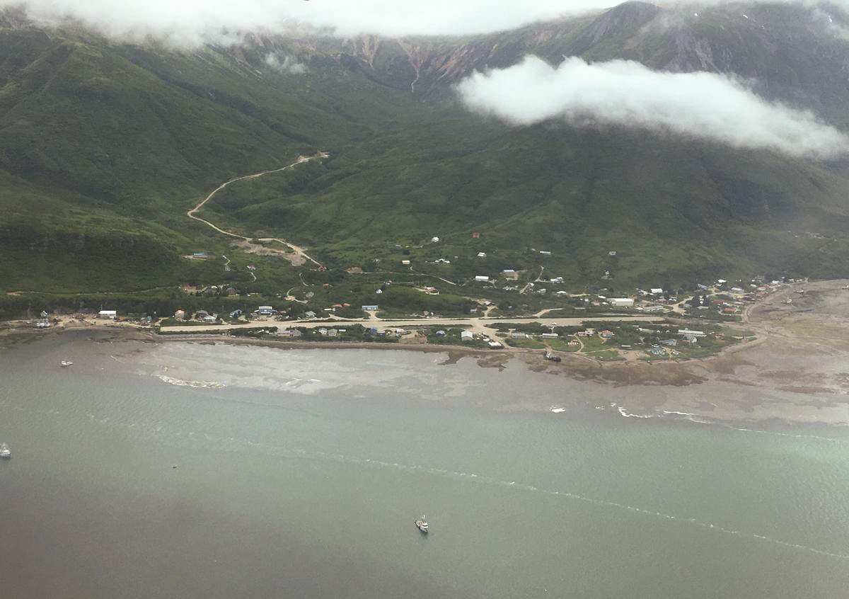 Lake Clark Air plane damaged after hitting chunk of ice on Chignik ...