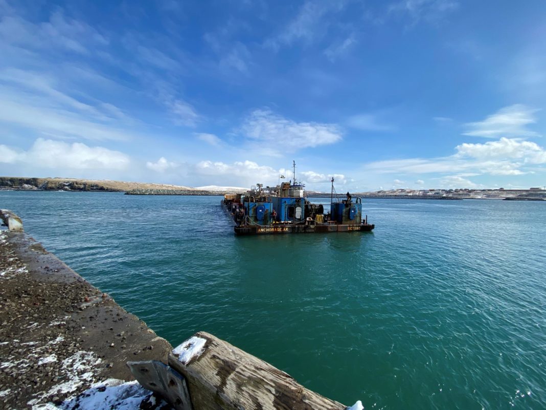 After 5-month wait forces fuel rationing, barge arrives in St. Paul