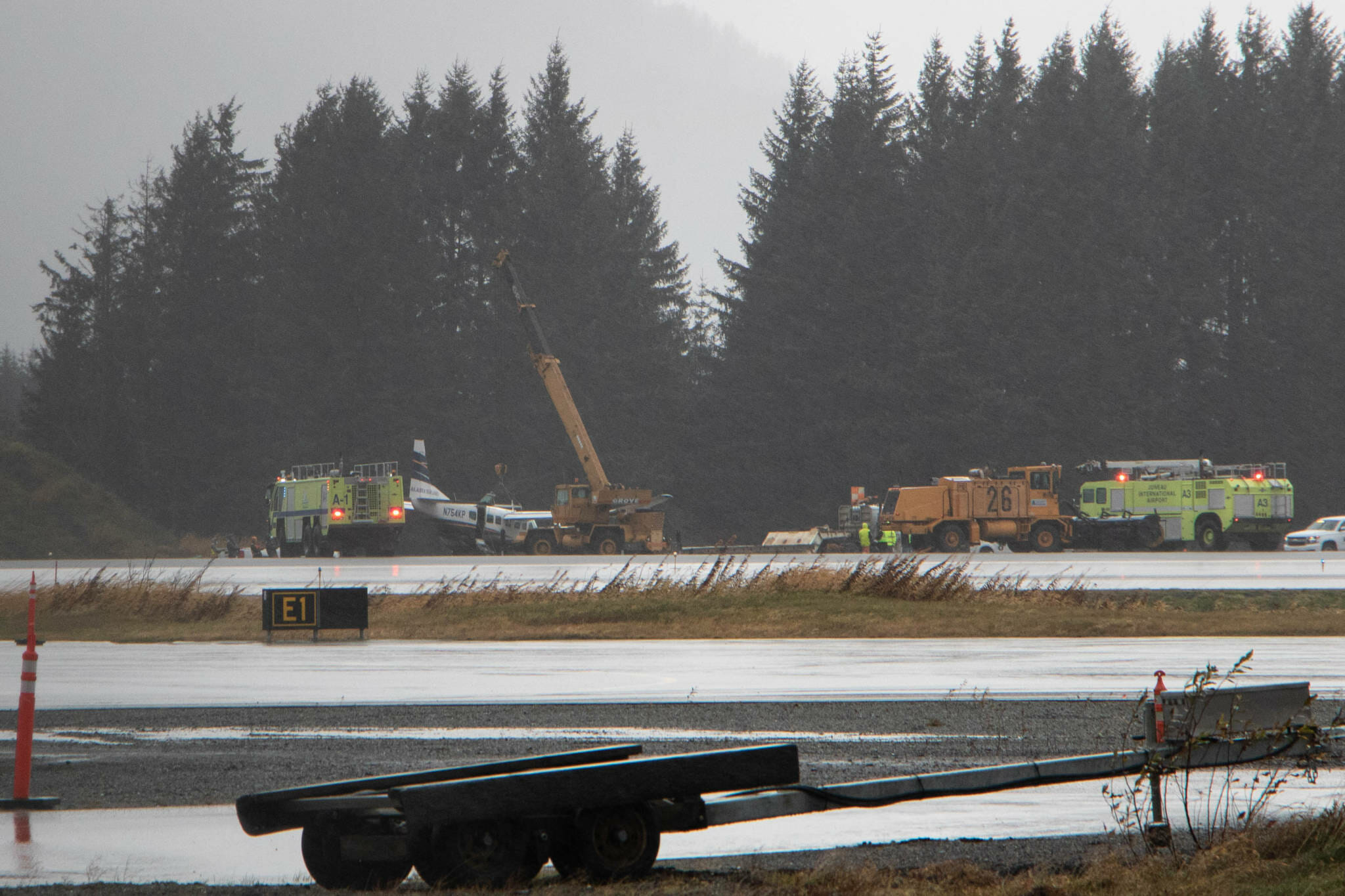 Alaska Seaplanes flight crashes on takeoff in Juneau