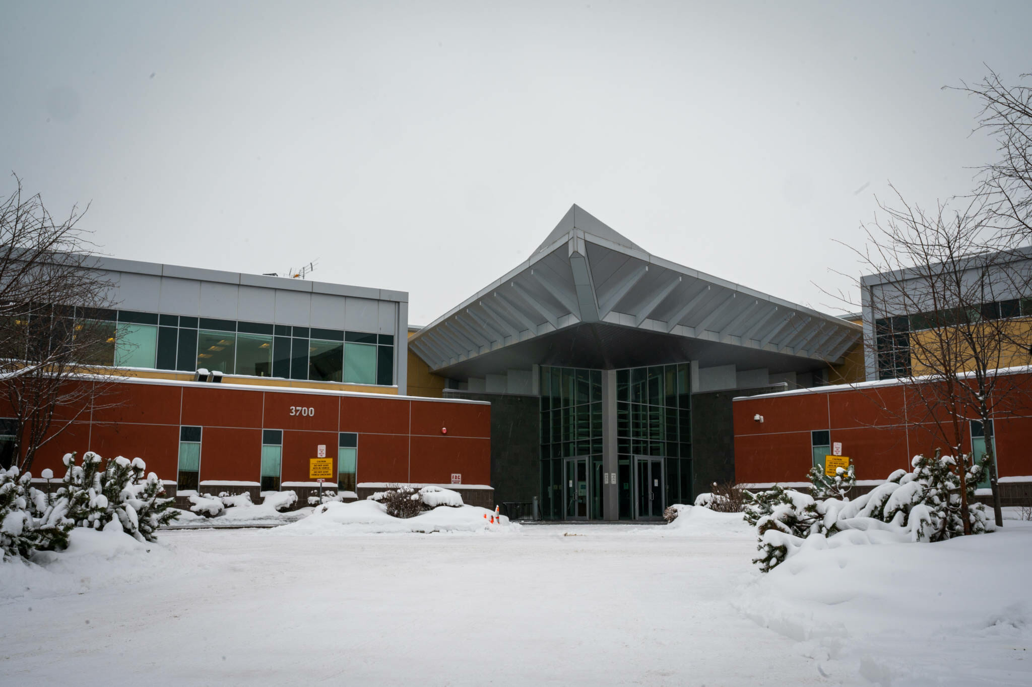 Ombudsman finds persistent problems at the Alaska Psychiatric Institute