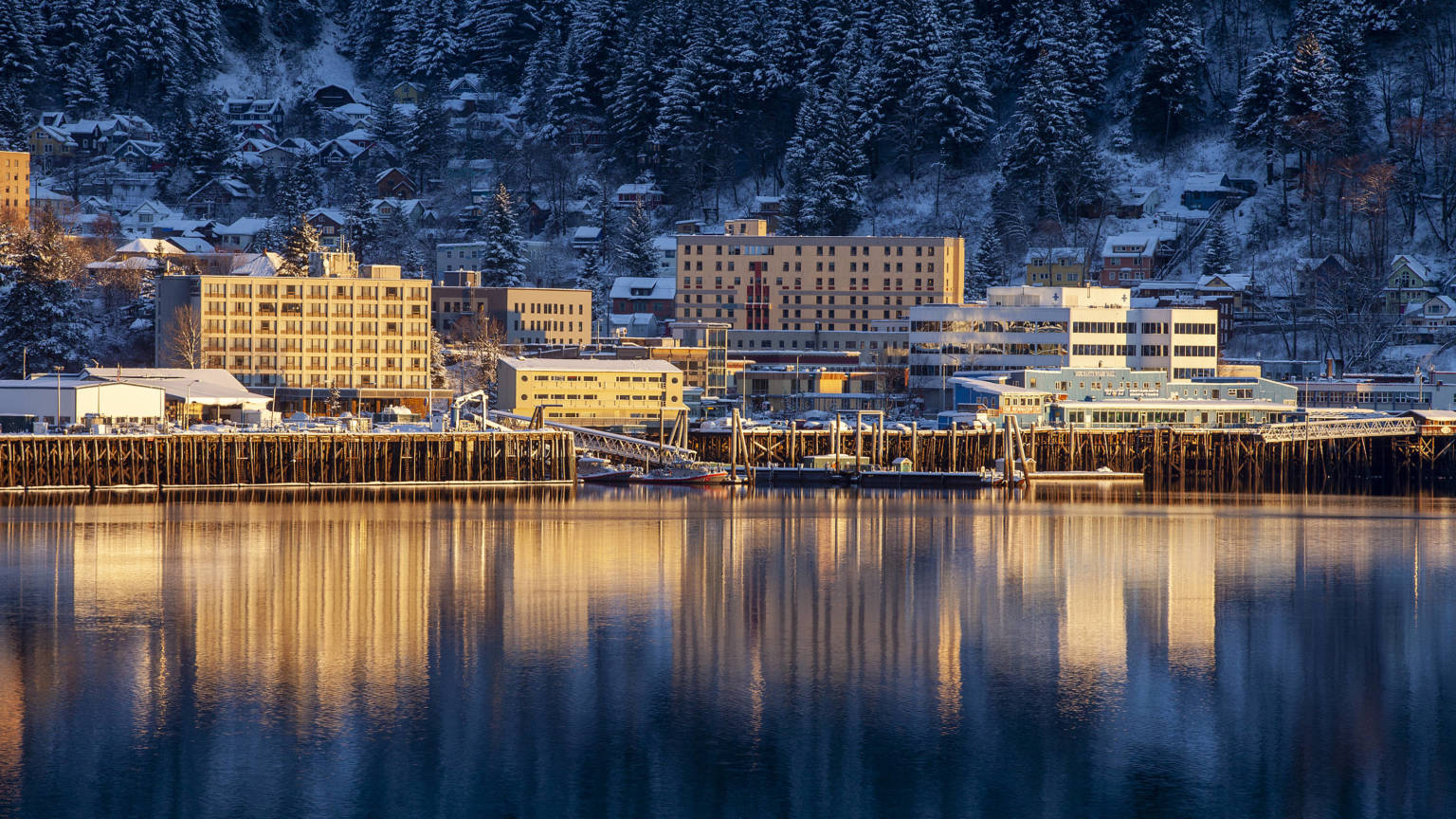 Juneau drops mask mandate, lowers risk level to 'minimal'