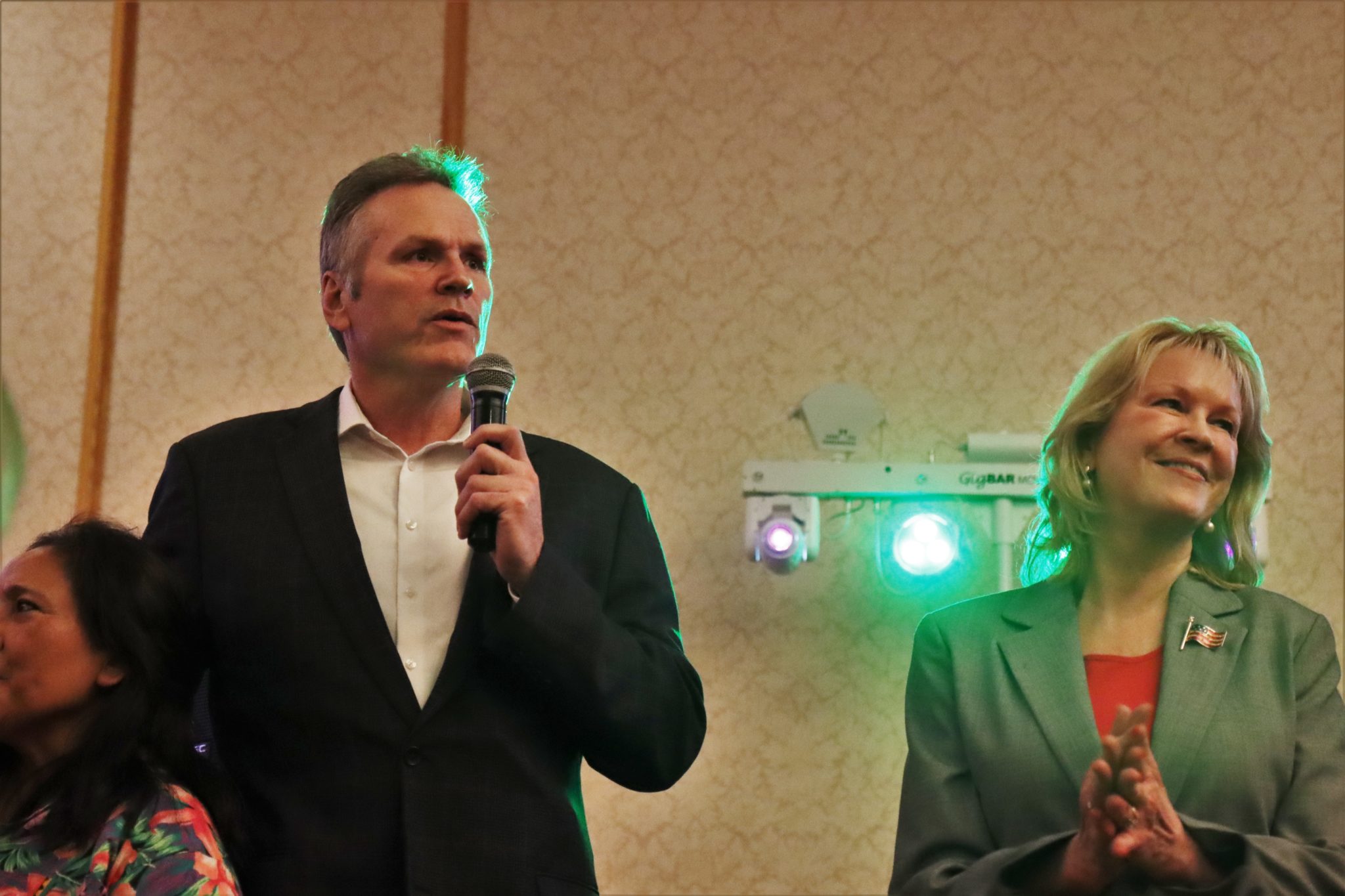 In lawsuit, former assistant accuses Alaska governor candidate Charlie ...