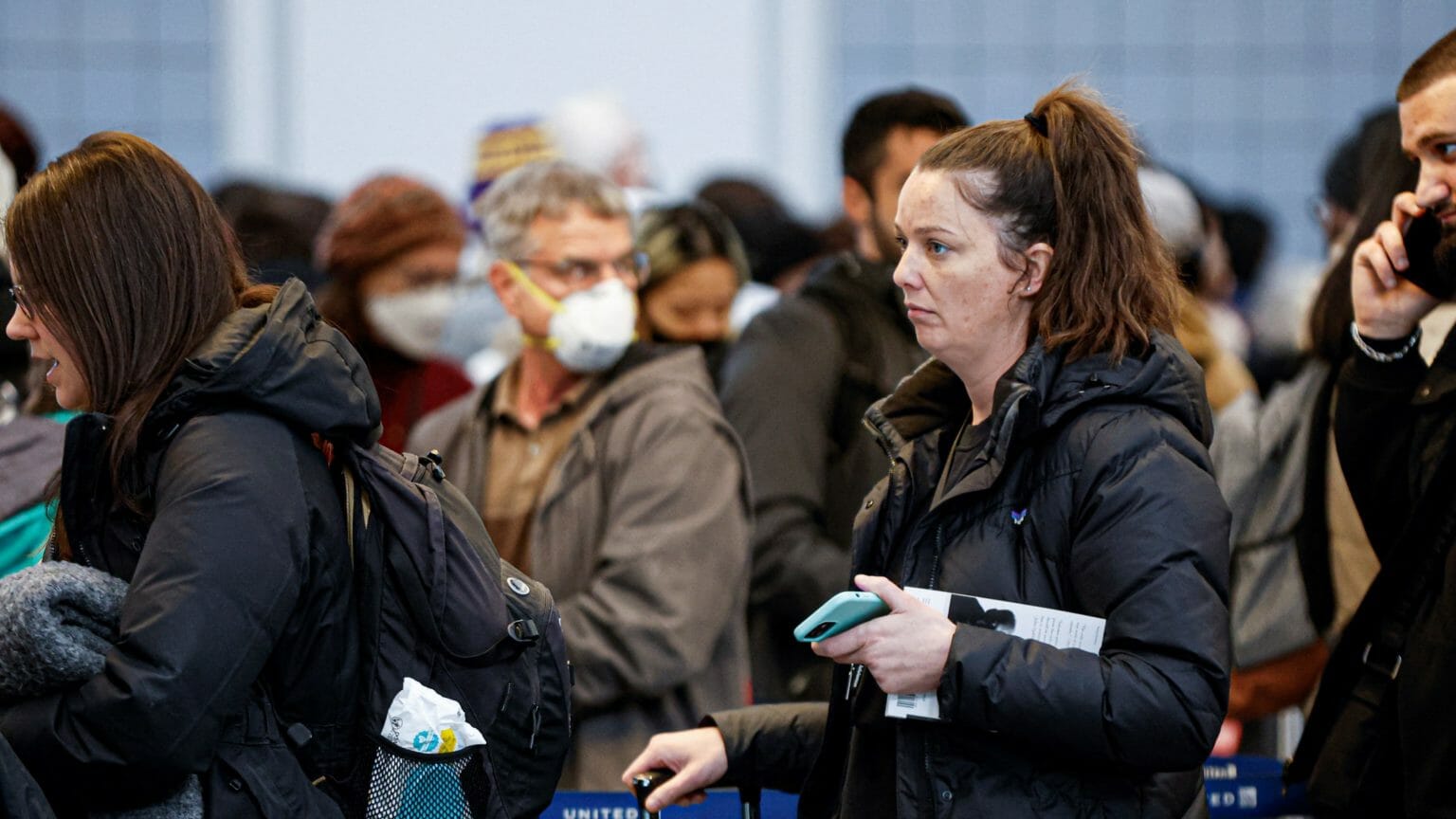 Thousands of airline passengers are stranded. Here's what to do if you ...