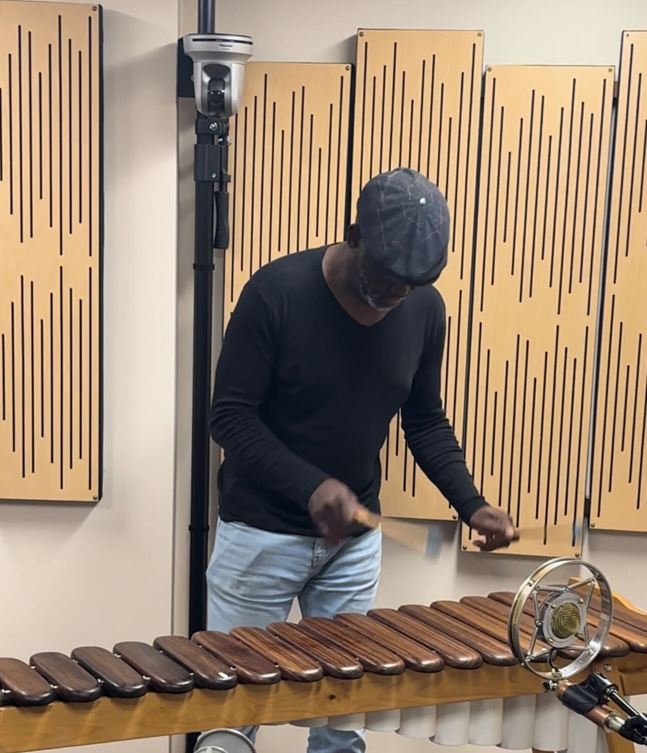 Mike Sibanda to teach marimba workshops via local group Njuzu Marimba Band