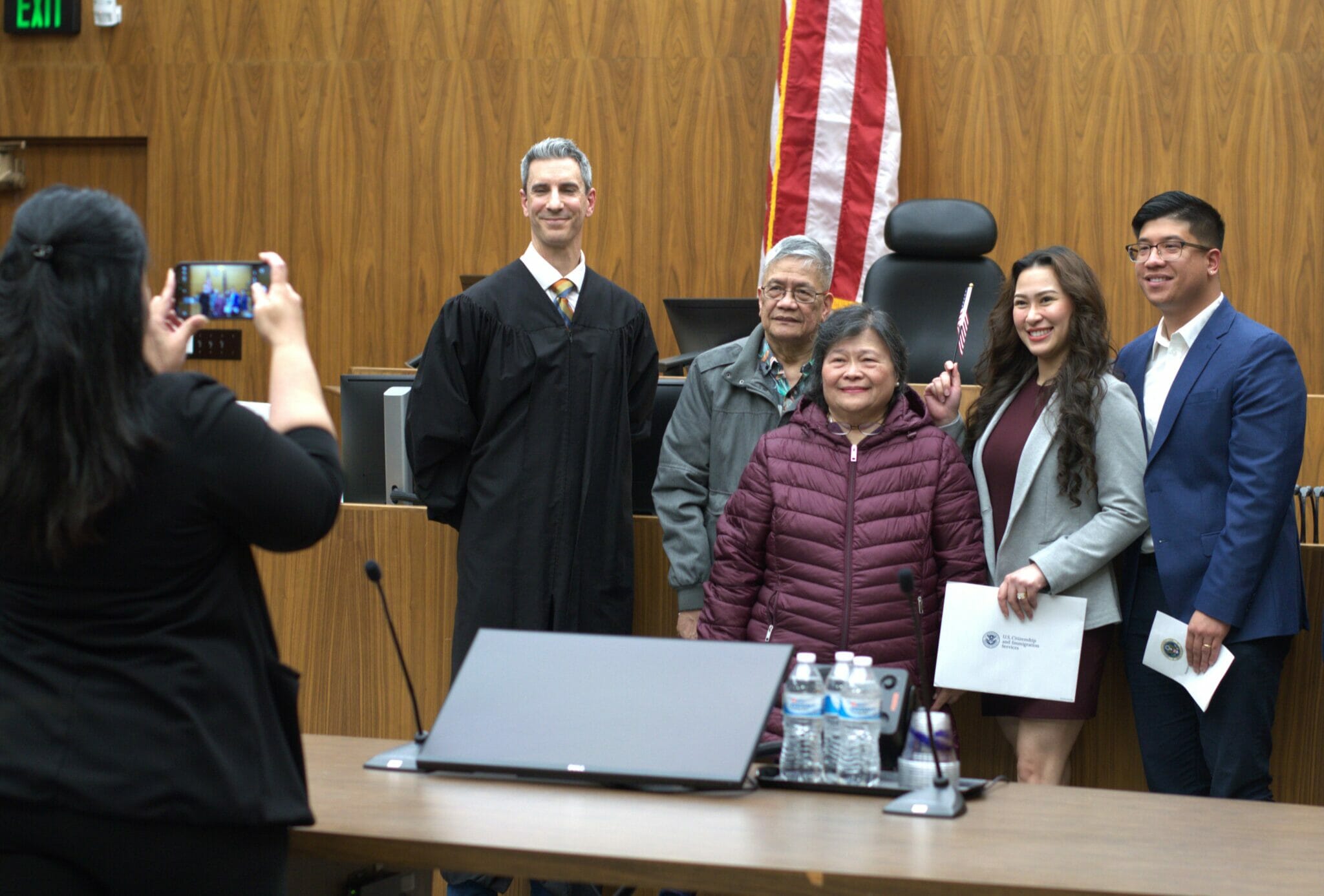 Juneau celebrates newest US citizens with naturalization ceremony