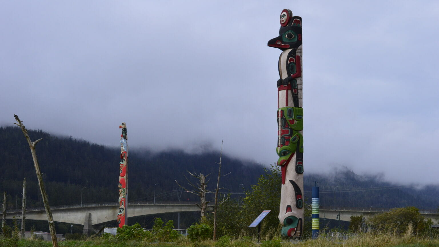 Juneau’s waterfront totem poles have new signs to describe and protect ...