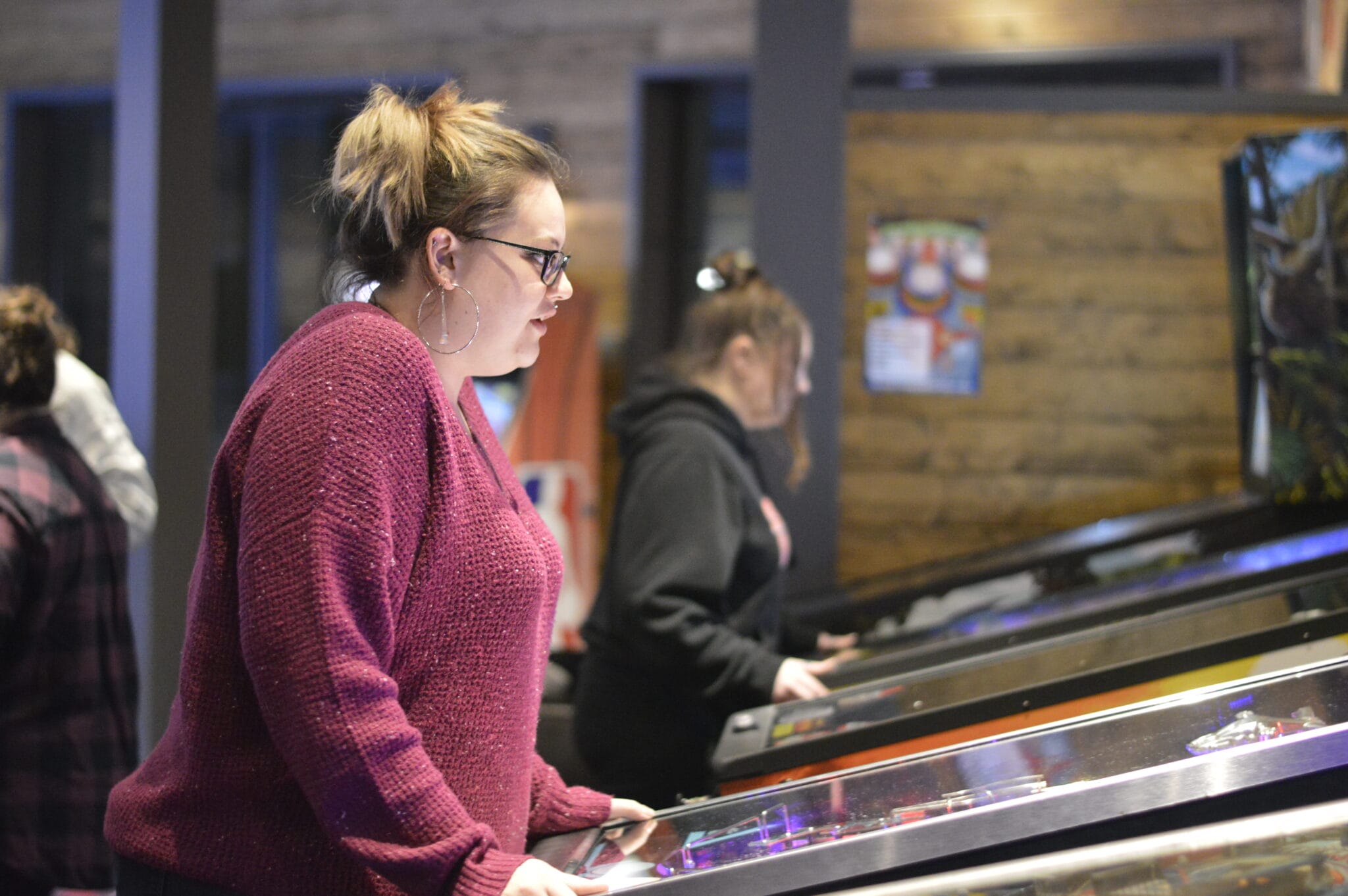 Juneau players hone their skills at women-only pinball nights