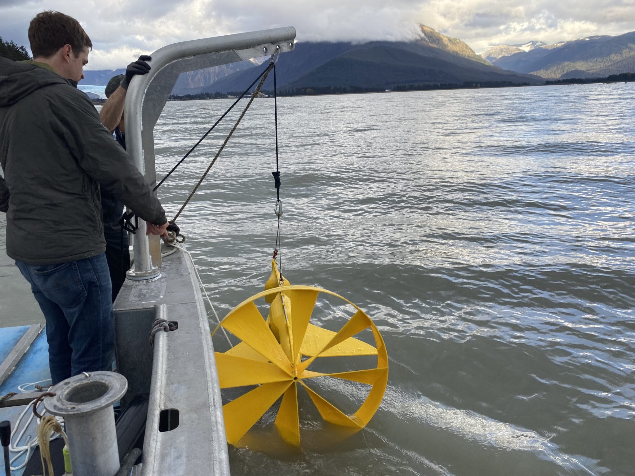 A Juneau inventor wants to bring ocean energy to your outlets