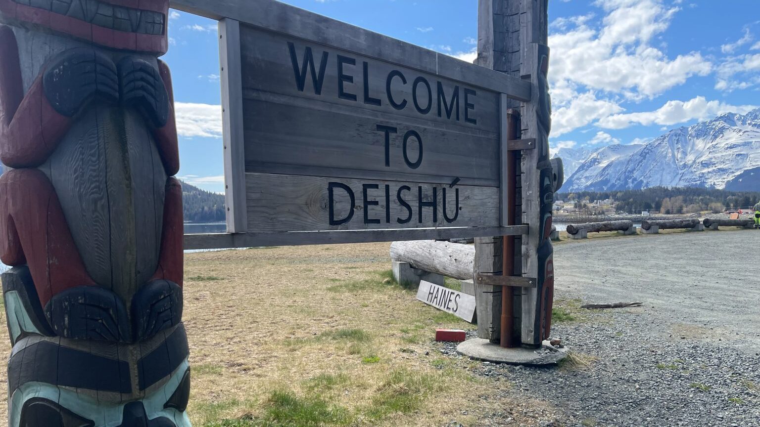 “Welcome to Deishú”? A mysterious sign change sparks discussion of ...