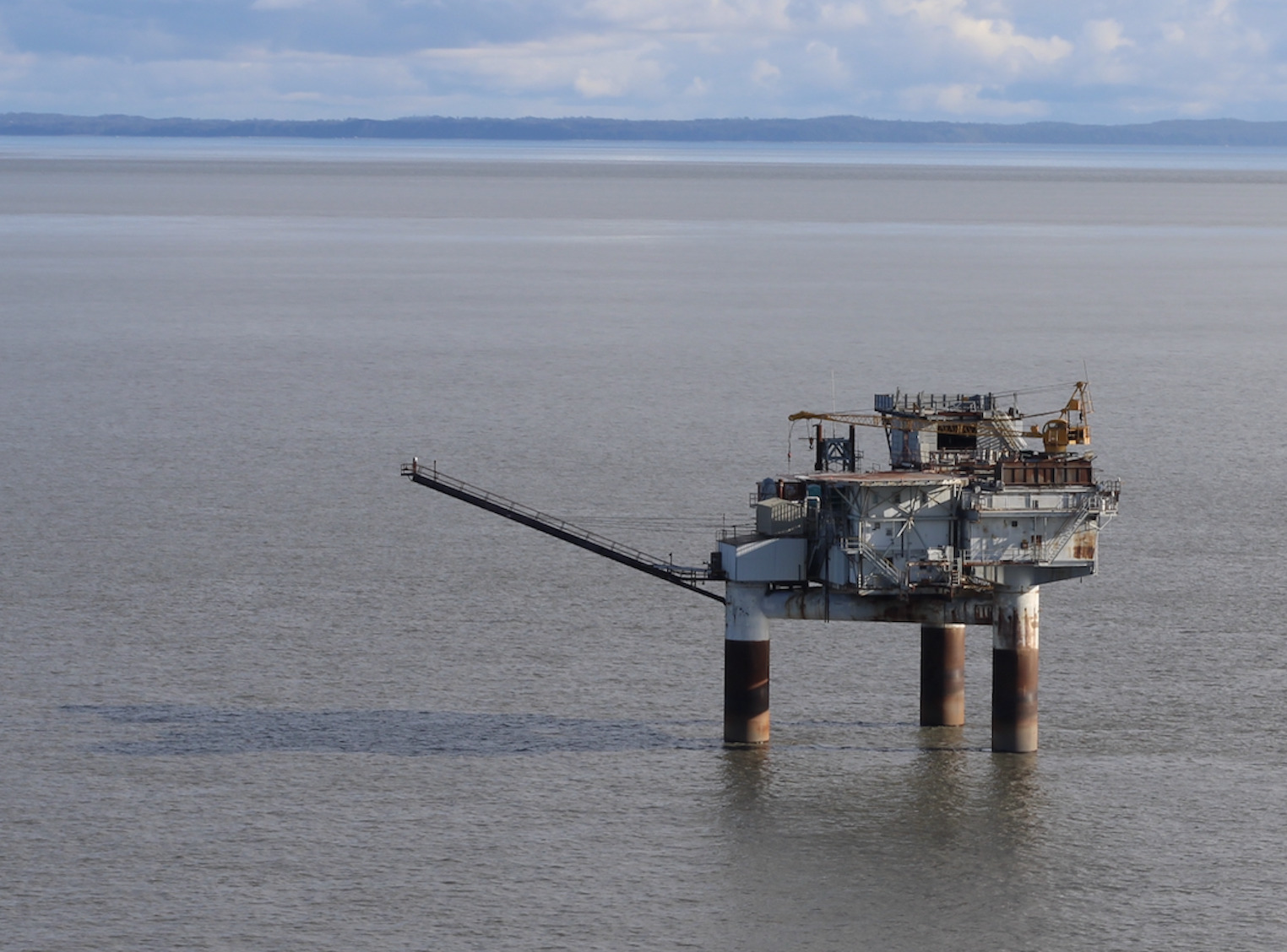 This oil platform stopped pumping 30 years ago. Alaska still won’t make ...