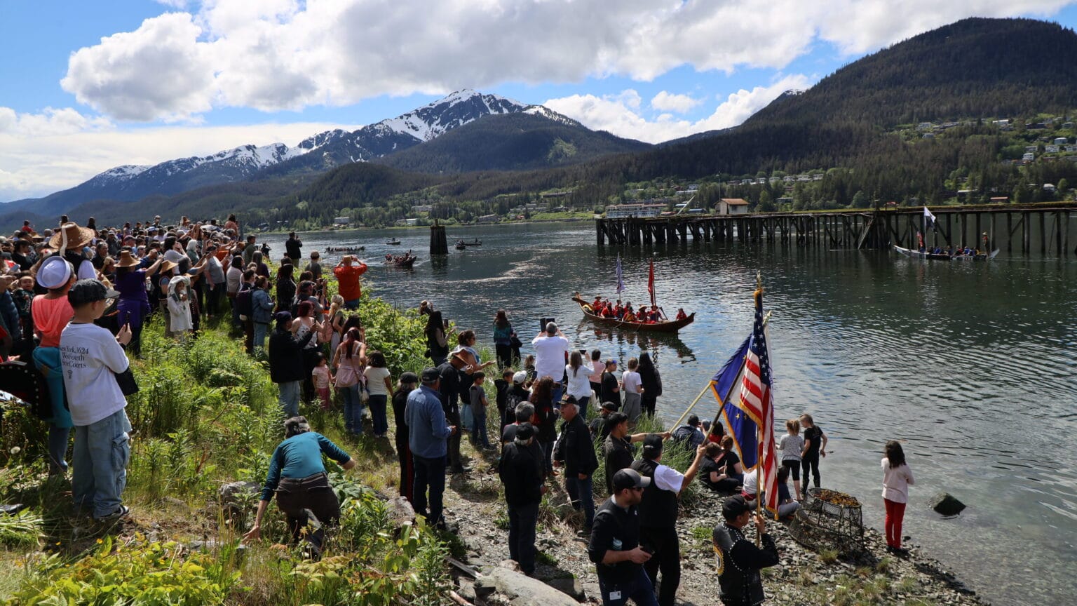 Celebration kicks off with yaakw landings in Juneau