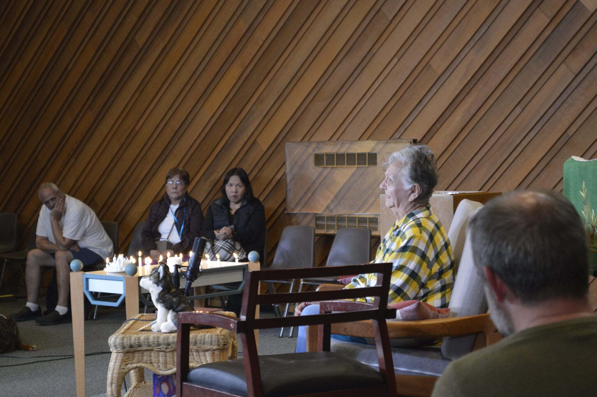 Community expresses sadness and anger at vigil for Juneau man killed by ...