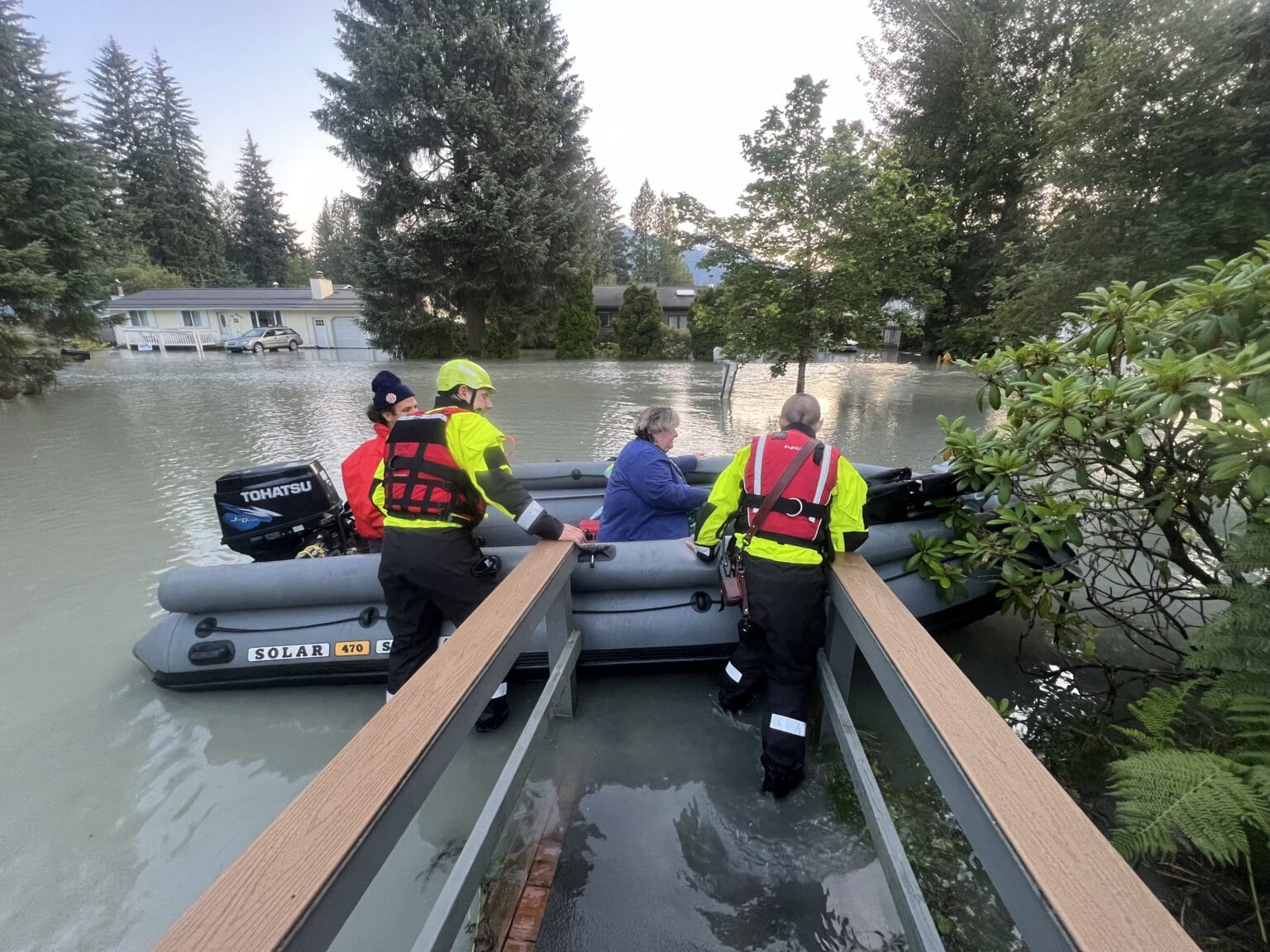 Mendenhall River neighbors recount narrow escapes after record-breaking ...