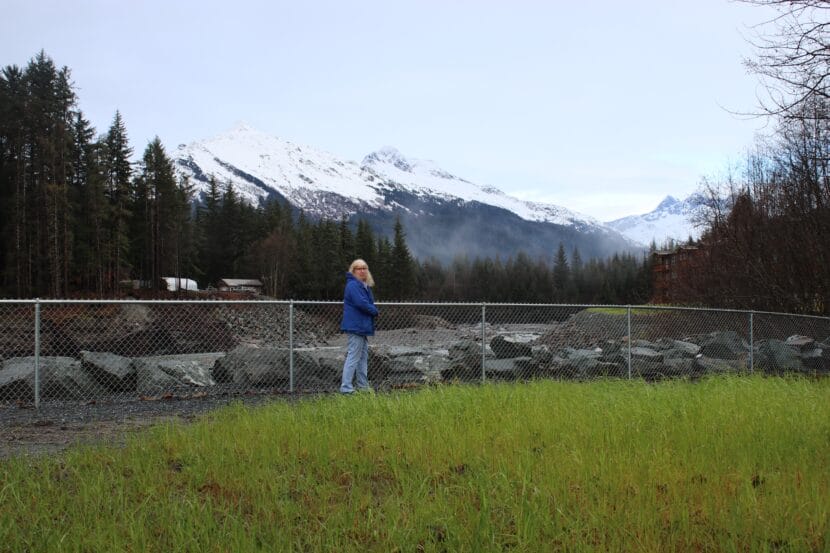 Juneau's temporary flood fighting plan is underway. Some riverfront ...
