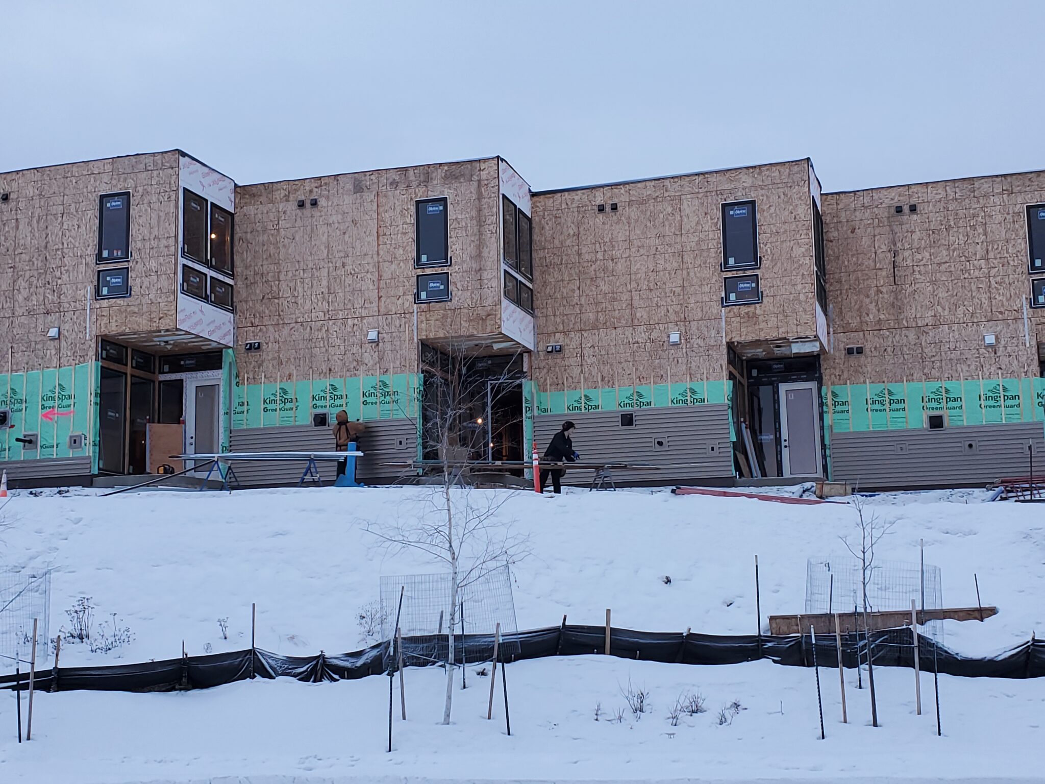 Construction and oil expected to lead job growth in Alaska this year