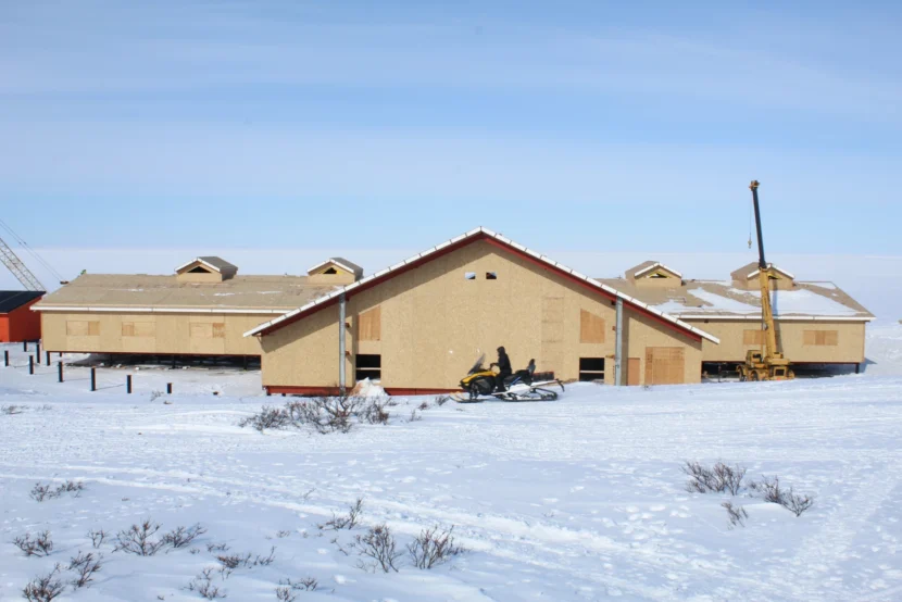 A new school takes shape in Mertarvik