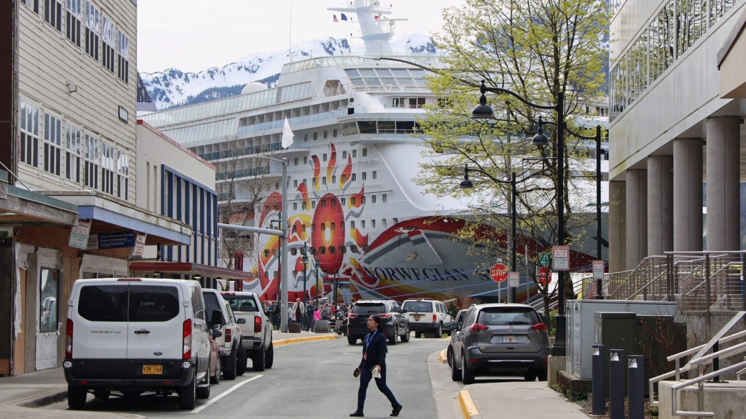 Ship-free Saturday advocates try again to limit cruise tourism in ...