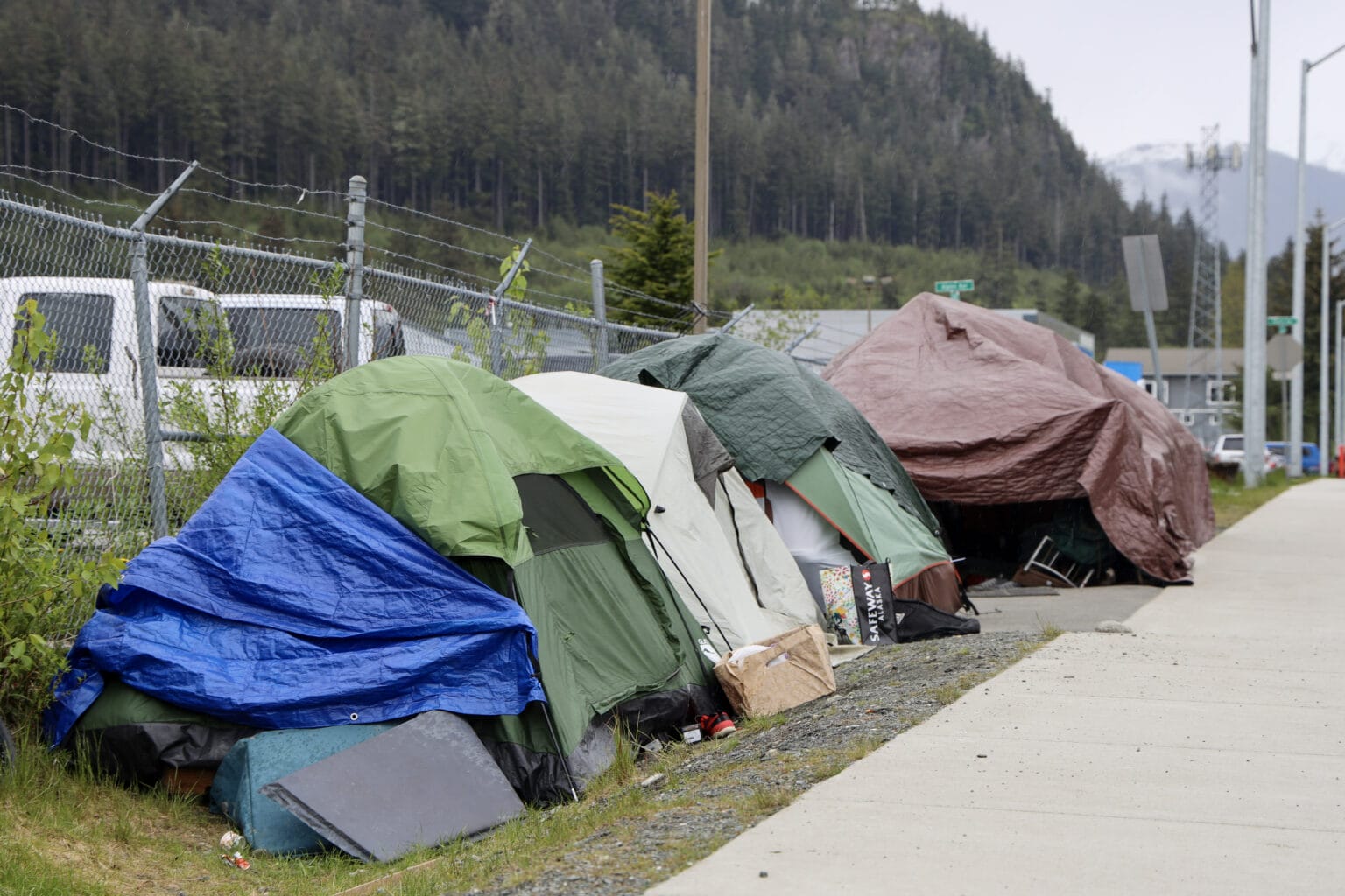 Some Juneau residents want police to crack down on homeless encampments ...