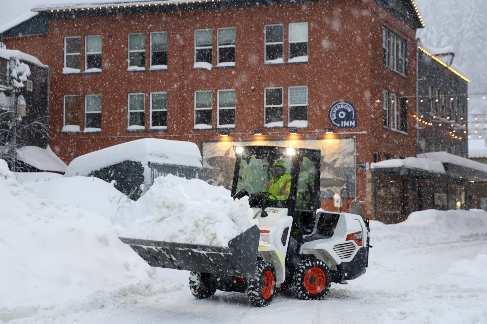 Snowpocalypse continues as Juneau runs out of places to put it all ...