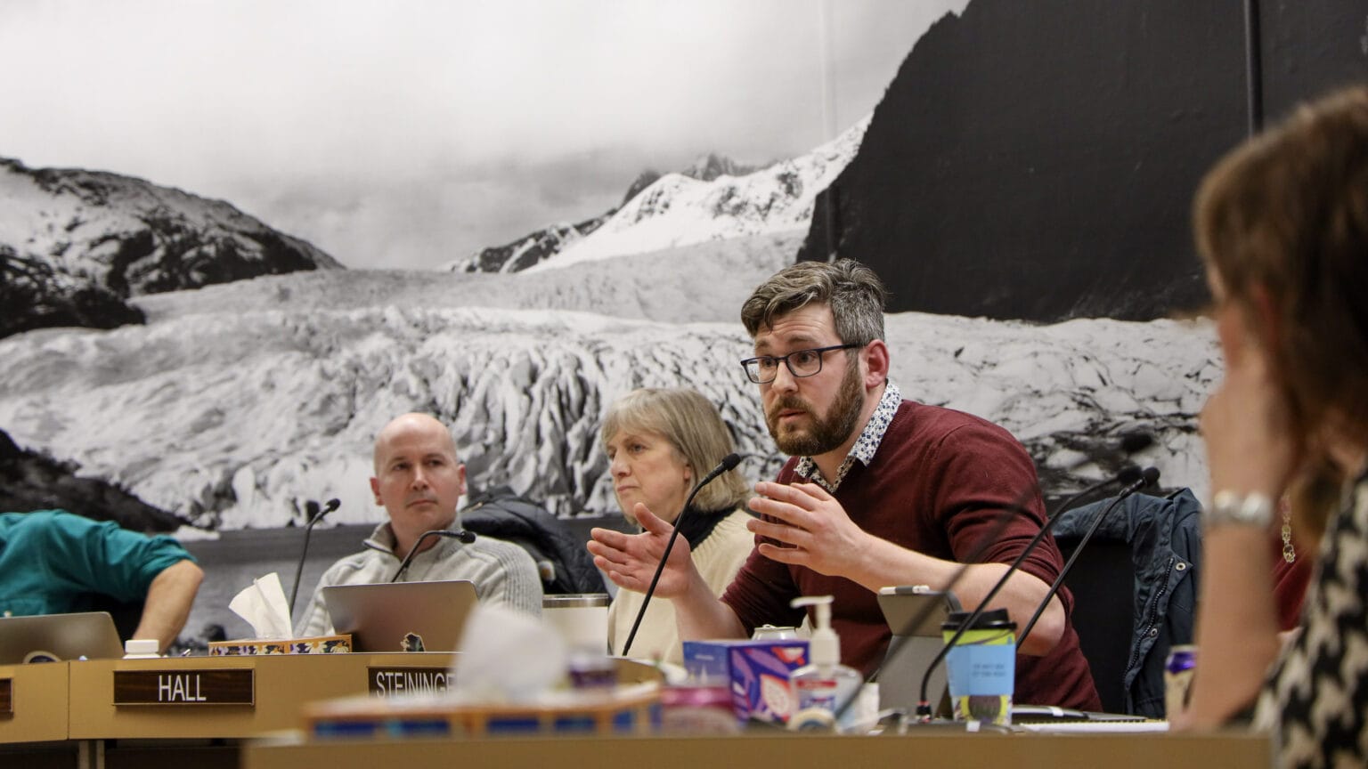 Juneau Assembly stalls on whether to disempower Eaglecrest Ski Area’s board